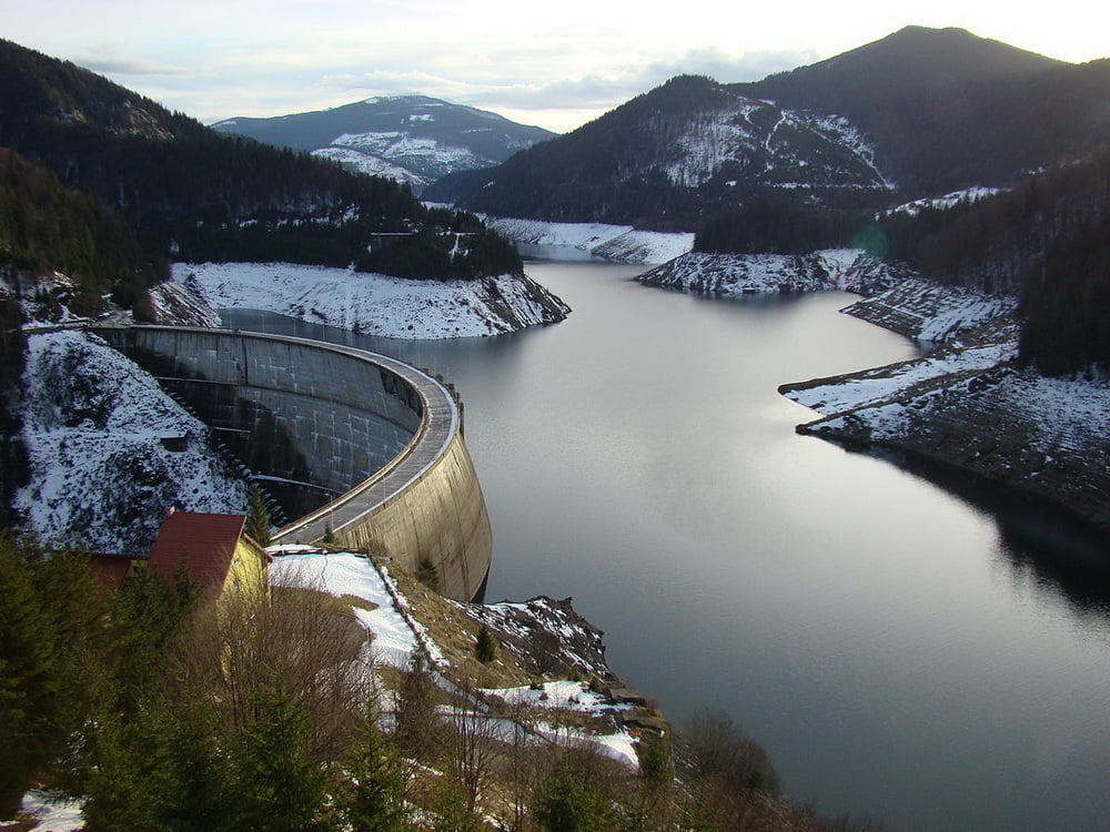 Barajul Drăgan-Floroiu - Descopera Valea Iadului